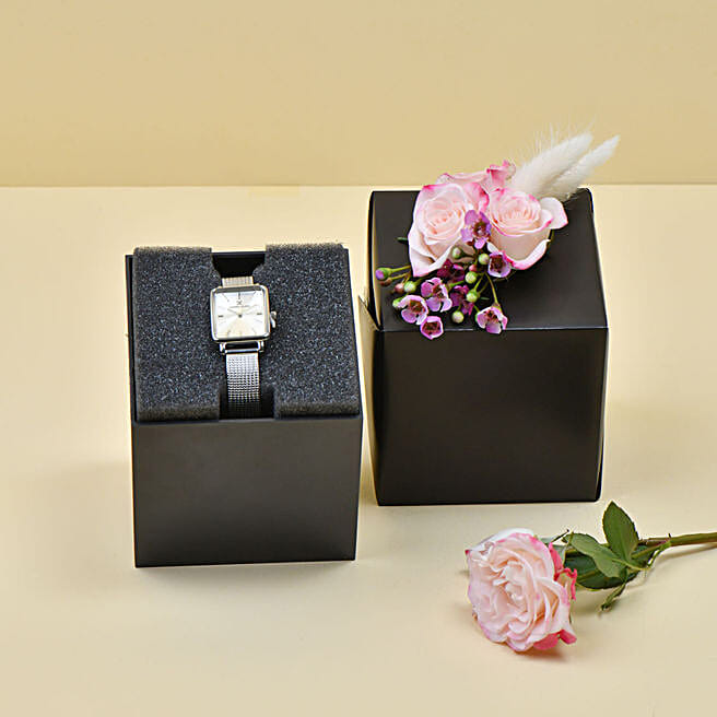 Gorgeous Flowers with Watch qatar | Gift Gorgeous Flowers with Watch- FNP