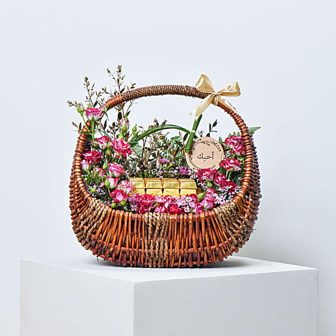 Rose Perfection Gift Basket qatar | Gift Rose Perfection Gift Basket- FNP