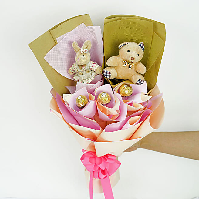 Mini Cuddles And Rocher Bouquet singapore | Gift Mini Cuddles And ...