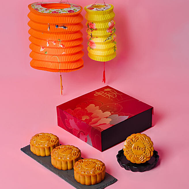 4 Pcs Mooncakes And Traditional Lantern Set singapore | Gift 4 Pcs ...