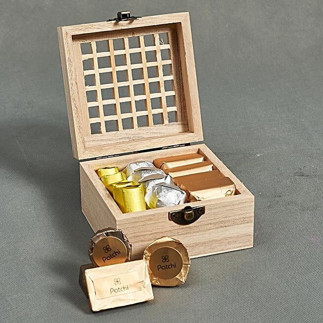 Small Box Of Patchi Chocolates uae | Gift Small Box Of Patchi ...