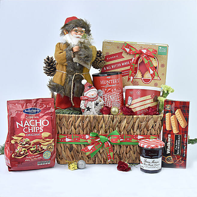 Taste Of Christmas Hamper With Santa uae | Gift Taste Of Christmas ...