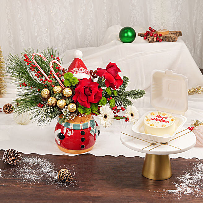 Chocolates and Flowers Reindeer Jar With Bento Cake uae | Gift ...