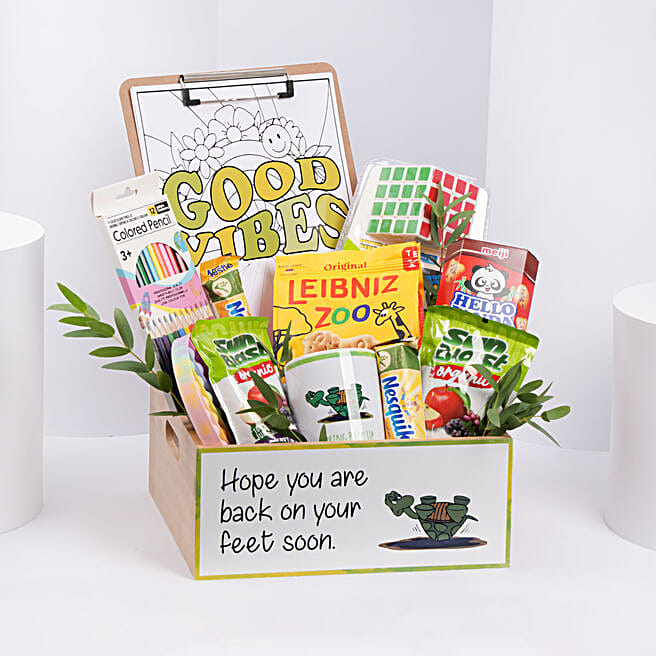 Focus and Flourish hamper uae | Gift Focus and Flourish hamper- FNP