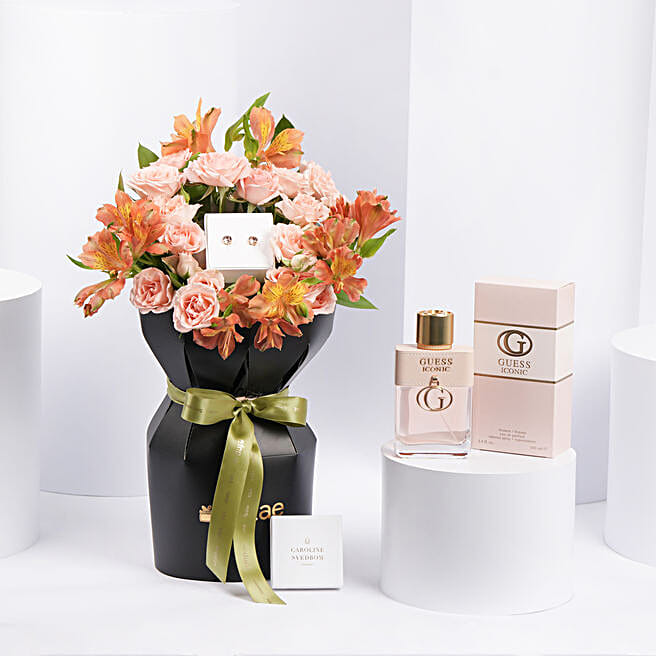 Guess Iconic N Ear ring Gift Set For Her uae | Gift Guess Iconic N Ear ...