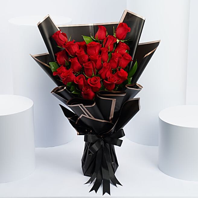 24 Red Roses Bouquet uae | Gift 24 Red Roses Bouquet- FNP