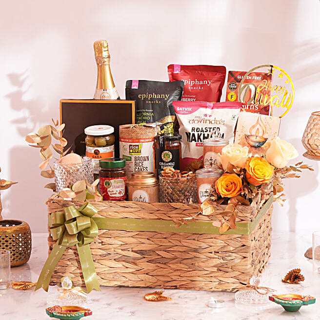 Diwali Grandeur Gift Basket uae | Gift Diwali Grandeur Gift Basket- FNP