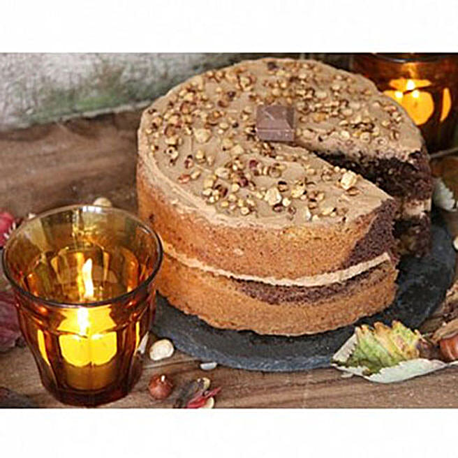 Hazelnut Praline Sponge Cake uk | Gift Hazelnut Praline Sponge Cake- FNP