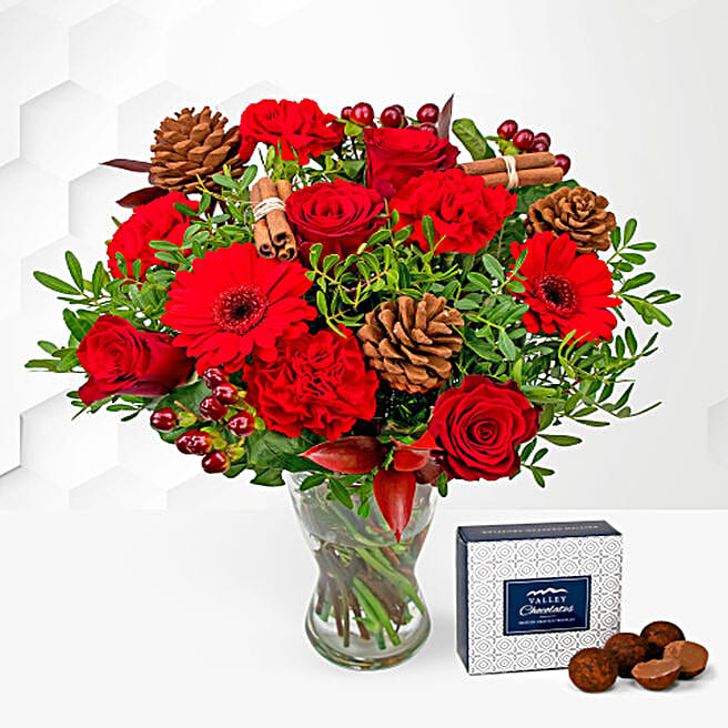 Delightful Roses And Lilies Bouquet uk | Gift Delightful Roses And ...