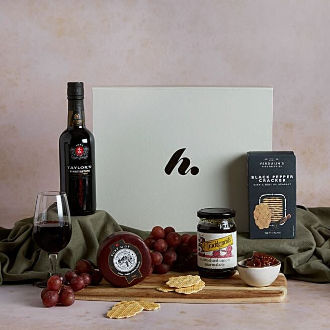 Premium Port And Cheese Hamper uk | Gift Premium Port And Cheese Hamper ...