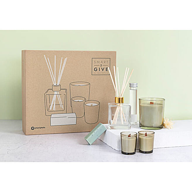 Cotton Green Diffuser Set uk | Gift Cotton Green Diffuser Set- FNP