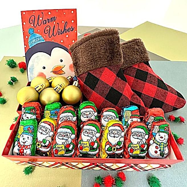Cheerful Stockings Gift Hamper usa | Gift Cheerful Stockings Gift ...